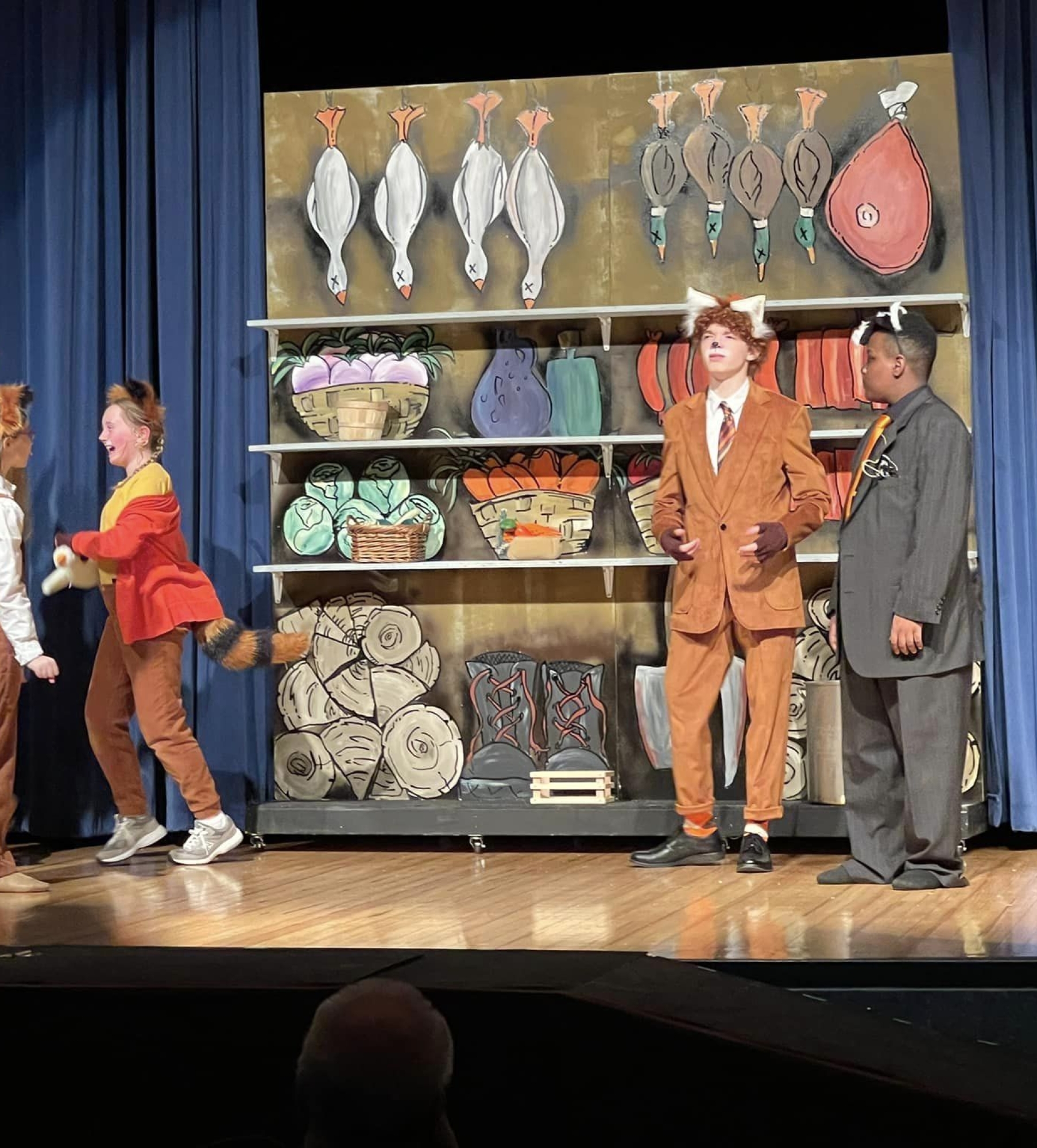 Support Broken Leg Theater – Broken Leg Theater
